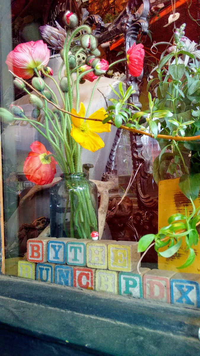 Ok, weekly? – BY THE BUNCH floral alchemy